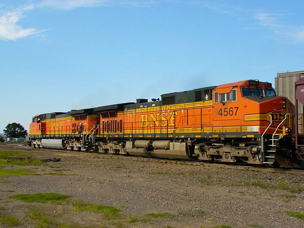 BNSF 4567